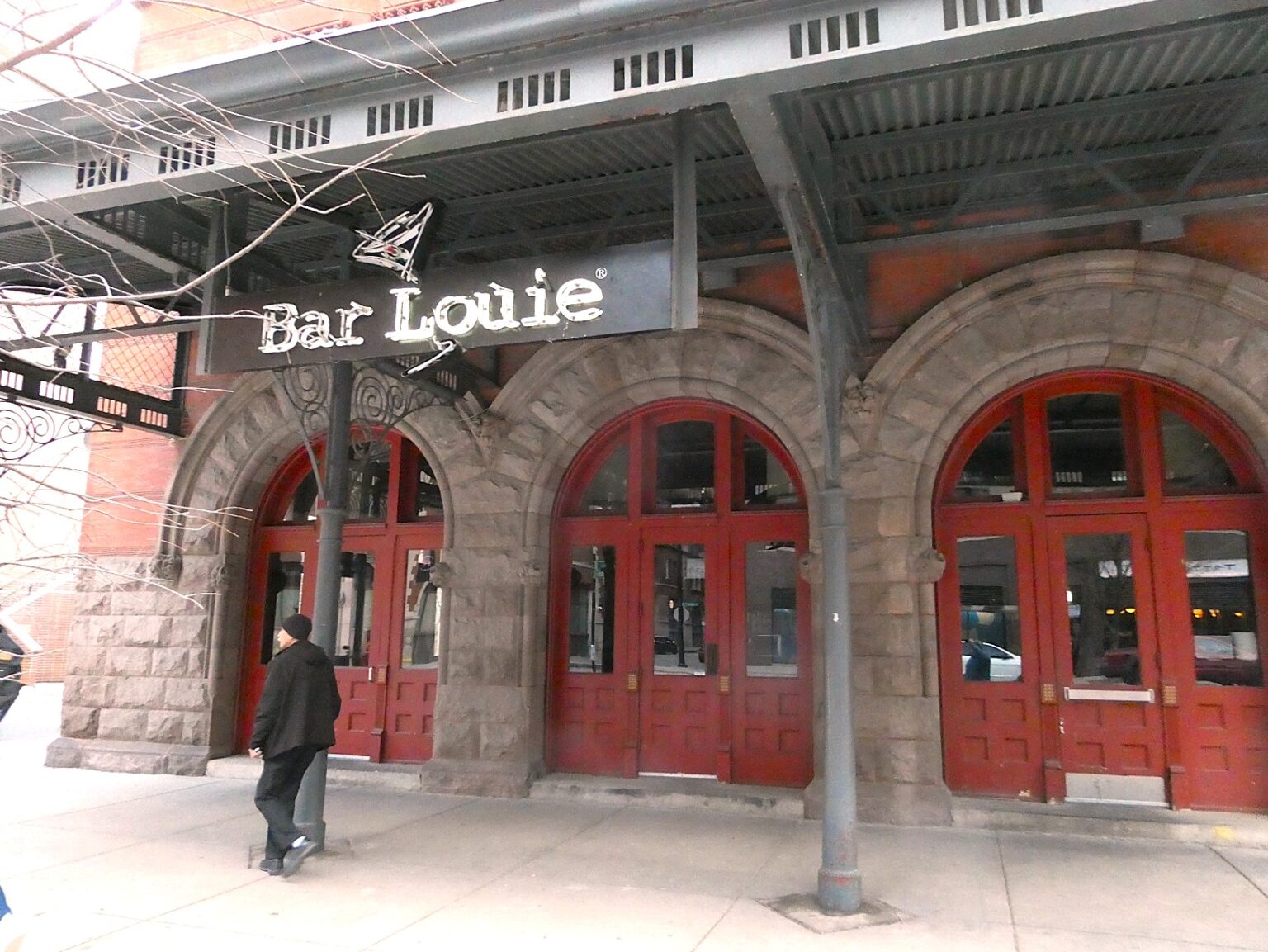 Bar Louie Suddenly Closes Dearborn Station Spot In Printers Row – The ...